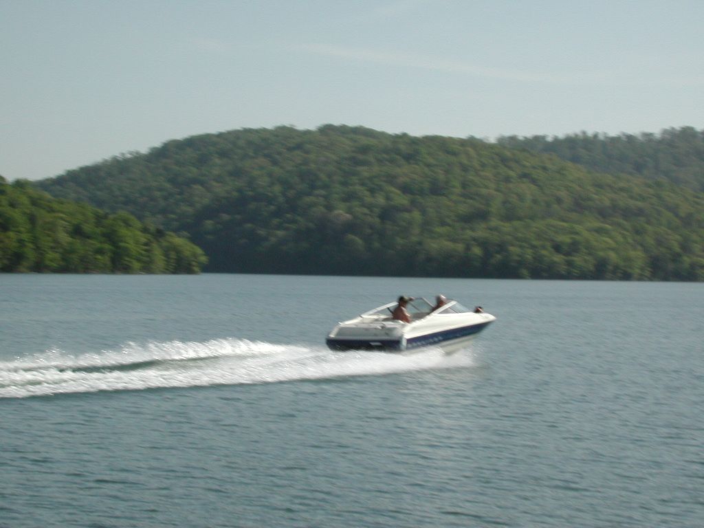 Photo: Boating on Norris Lake